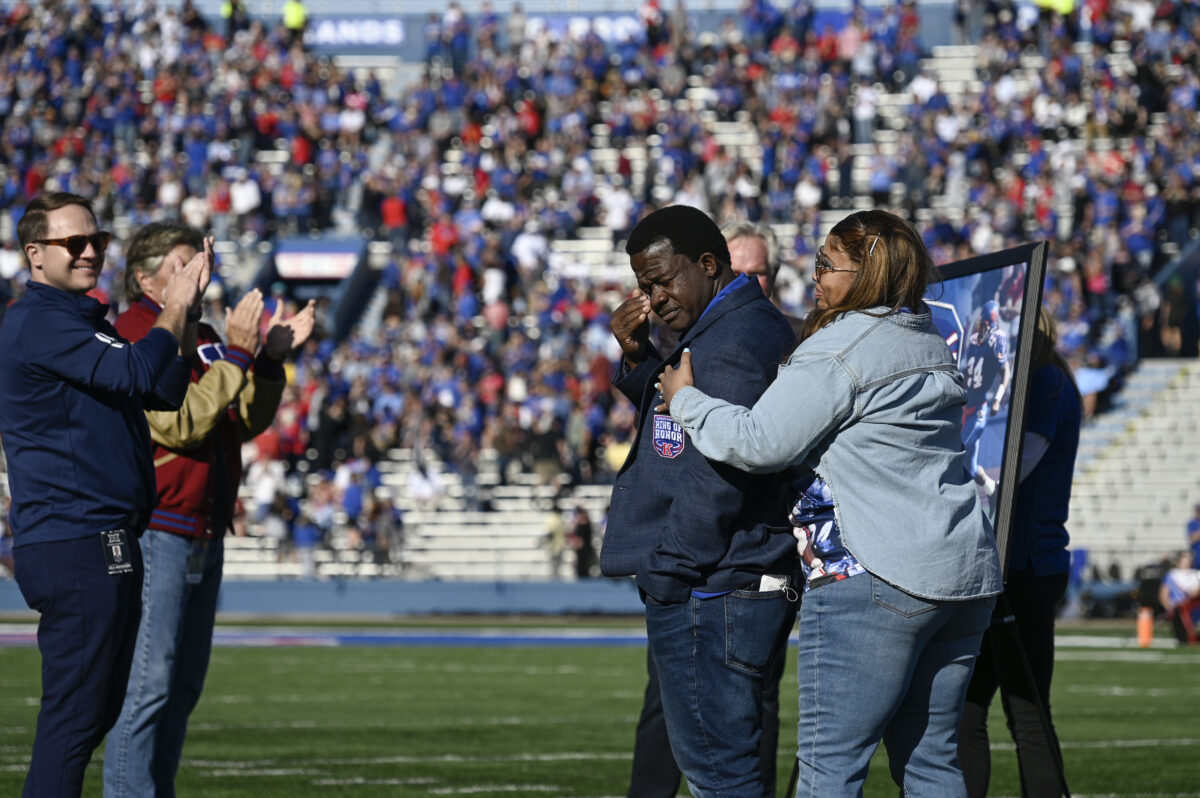 Notebook: Sands, Reid enter Ring of Honor - KU Sports